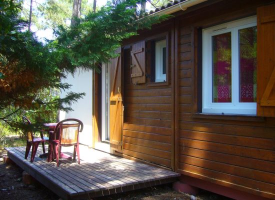 naturist resort - chalets for rent in La Jenny France